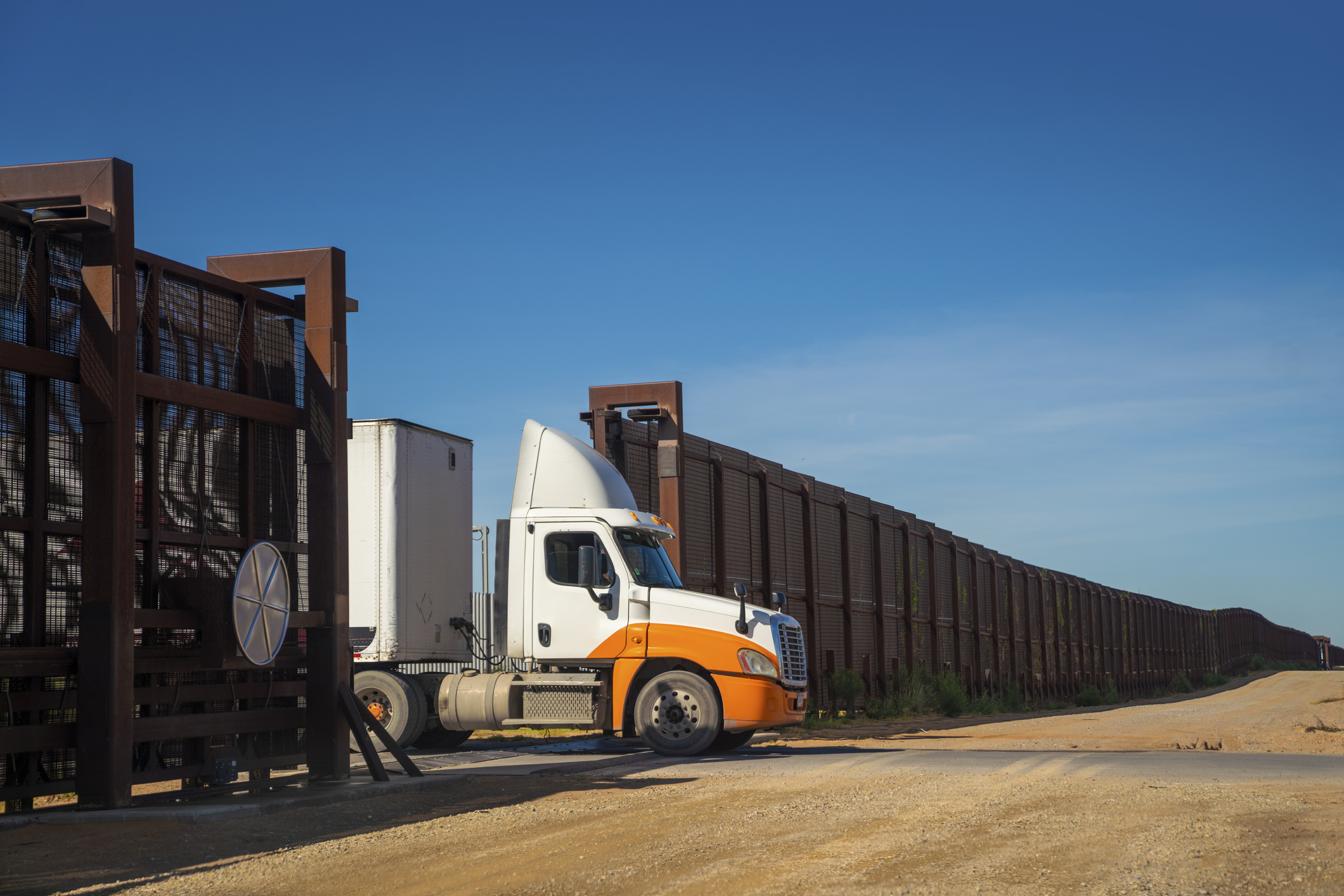 Nearshoring and Cross-Border Logistics - B.I.G. Logistics
